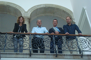 Elegante tinten kleuren de oude TU bibliotheek in Delft